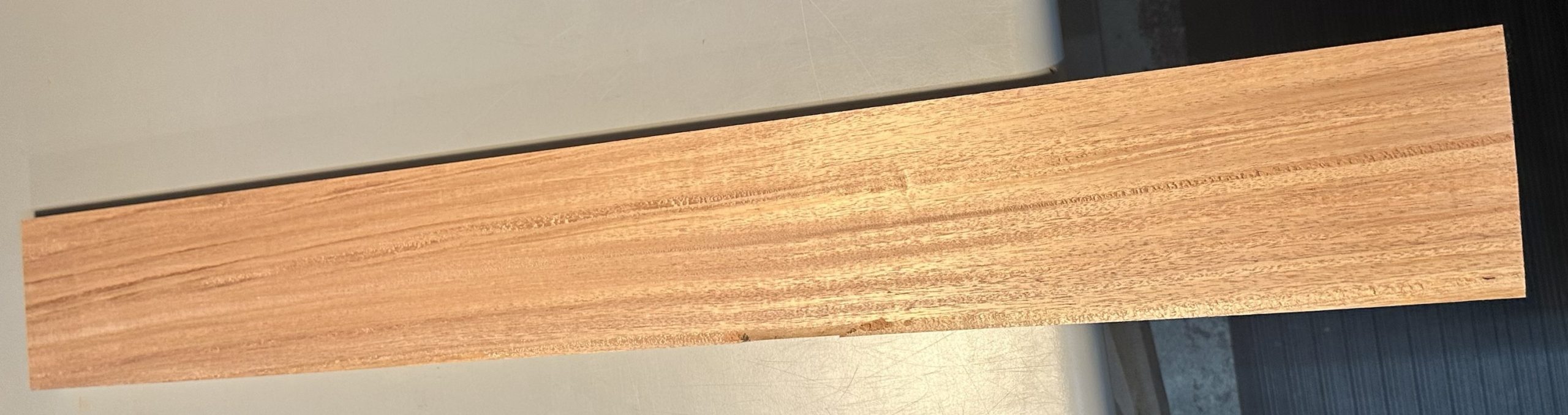 Neck Blank-#13761-Figured African Mohogany-Rift Sawn-38.50″x5″x1 ...