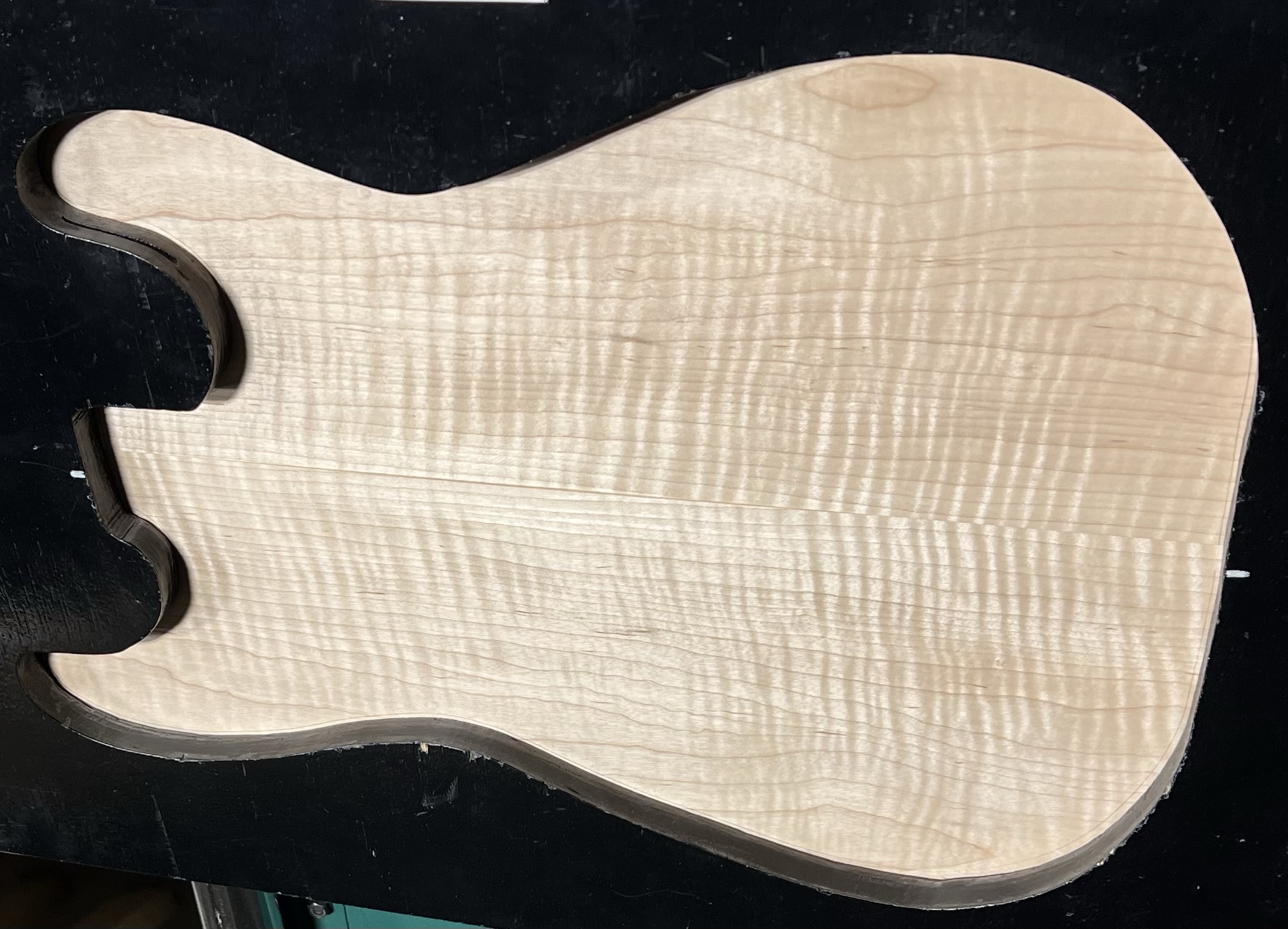 Drop Top-#15040-Red Leaf Flame Maple-2A Grade-24″x17.25″-13.75″x.320 ...